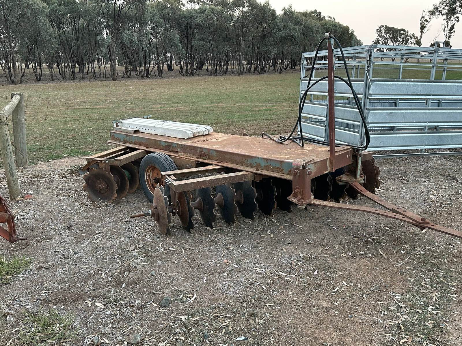 Shearer 300 24 plate offset disc trailing hydraulic lift | Farming ...