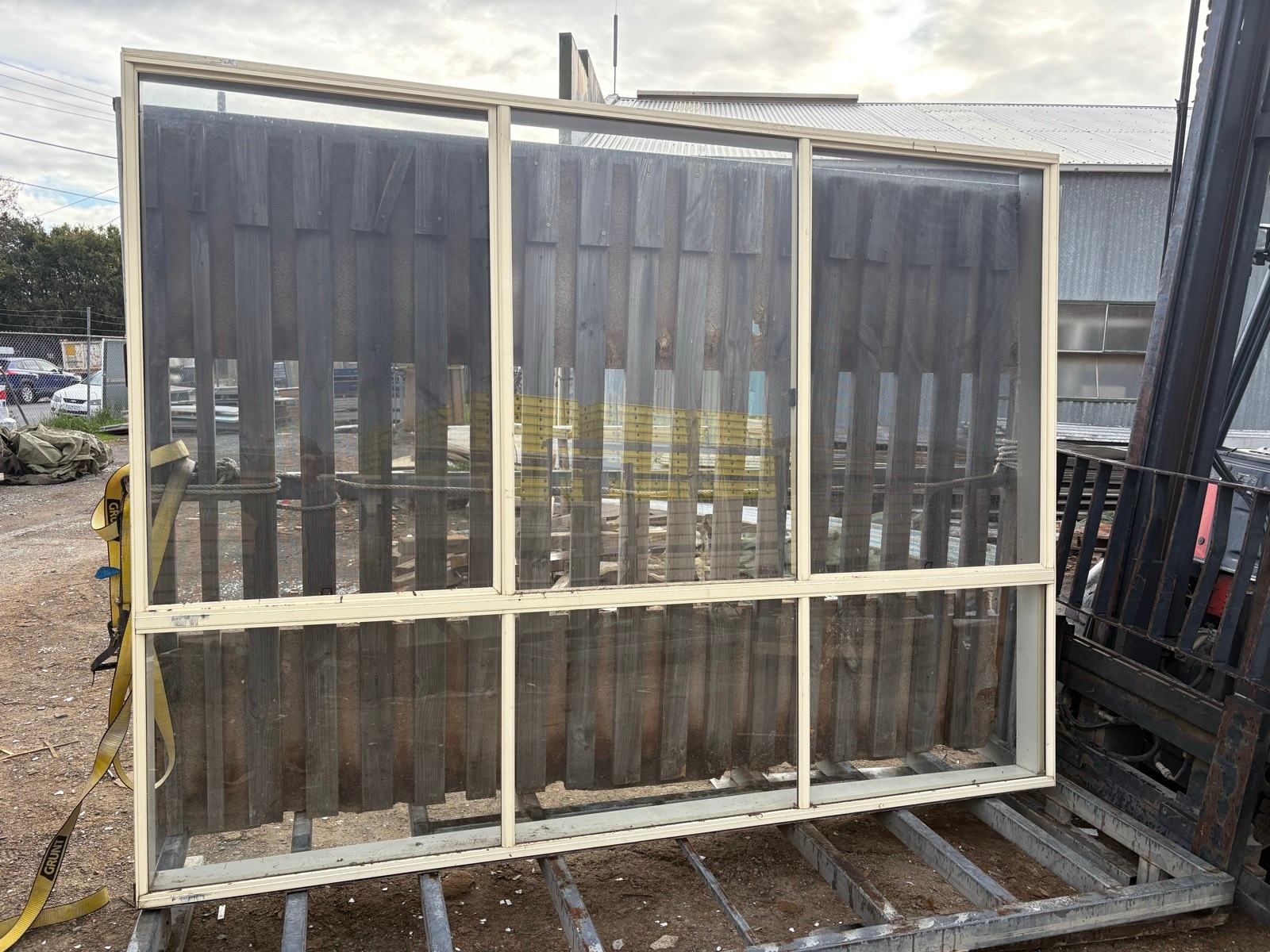 ALUMINIUM SLIDING WINDOW - Building Materials in Dandenong VIC ...