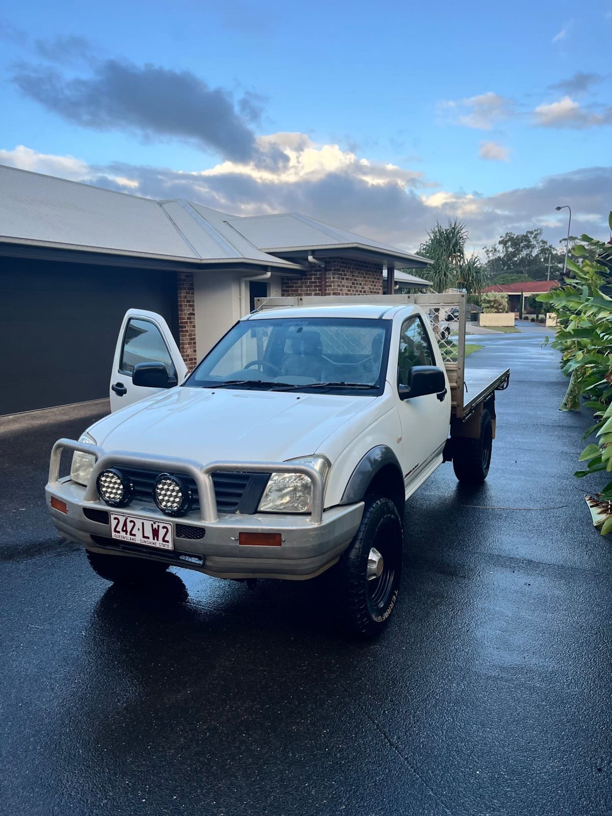 2004 HOLDEN RODEO DX (4x4) 5 SP MANUAL | Cars, Vans & Utes | Gumtree ...