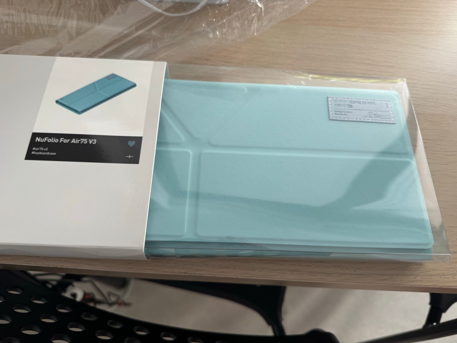 BNIB NuPhy NuFolio v4 keyboard case for Air75 v3 - Computer Accessories ...