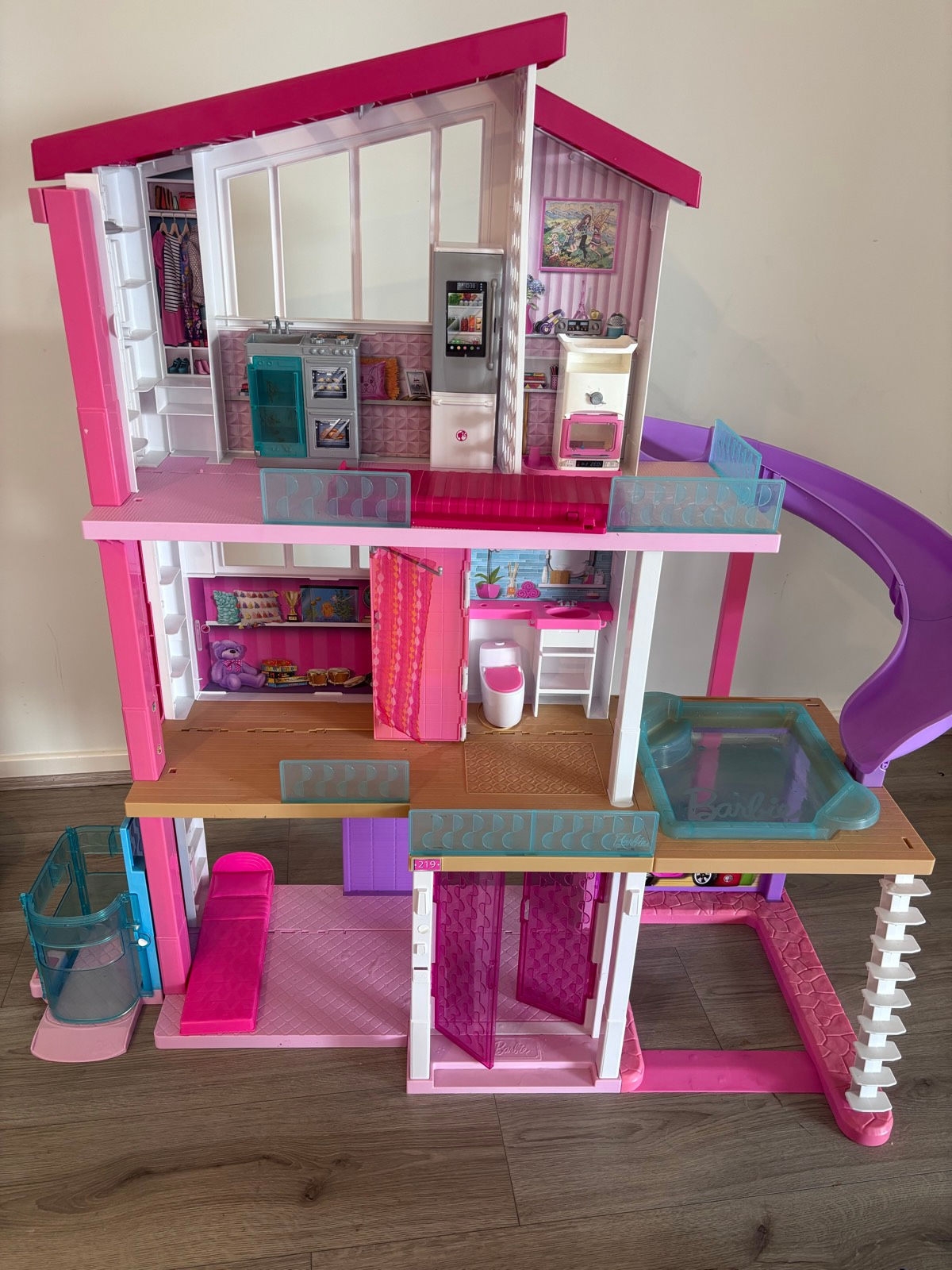 Barbie dream house pool party - Toys - Indoor in Wallan VIC | Gumtree ...