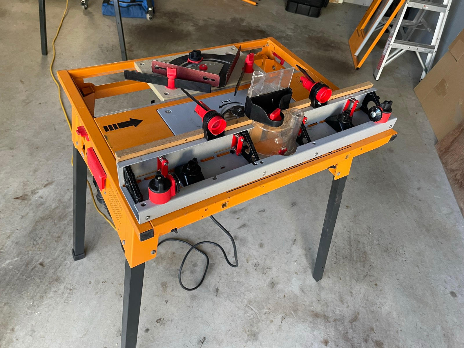 Triton Router Table plus Biscuit Joiner - Power Tools in Avalon Beach ...