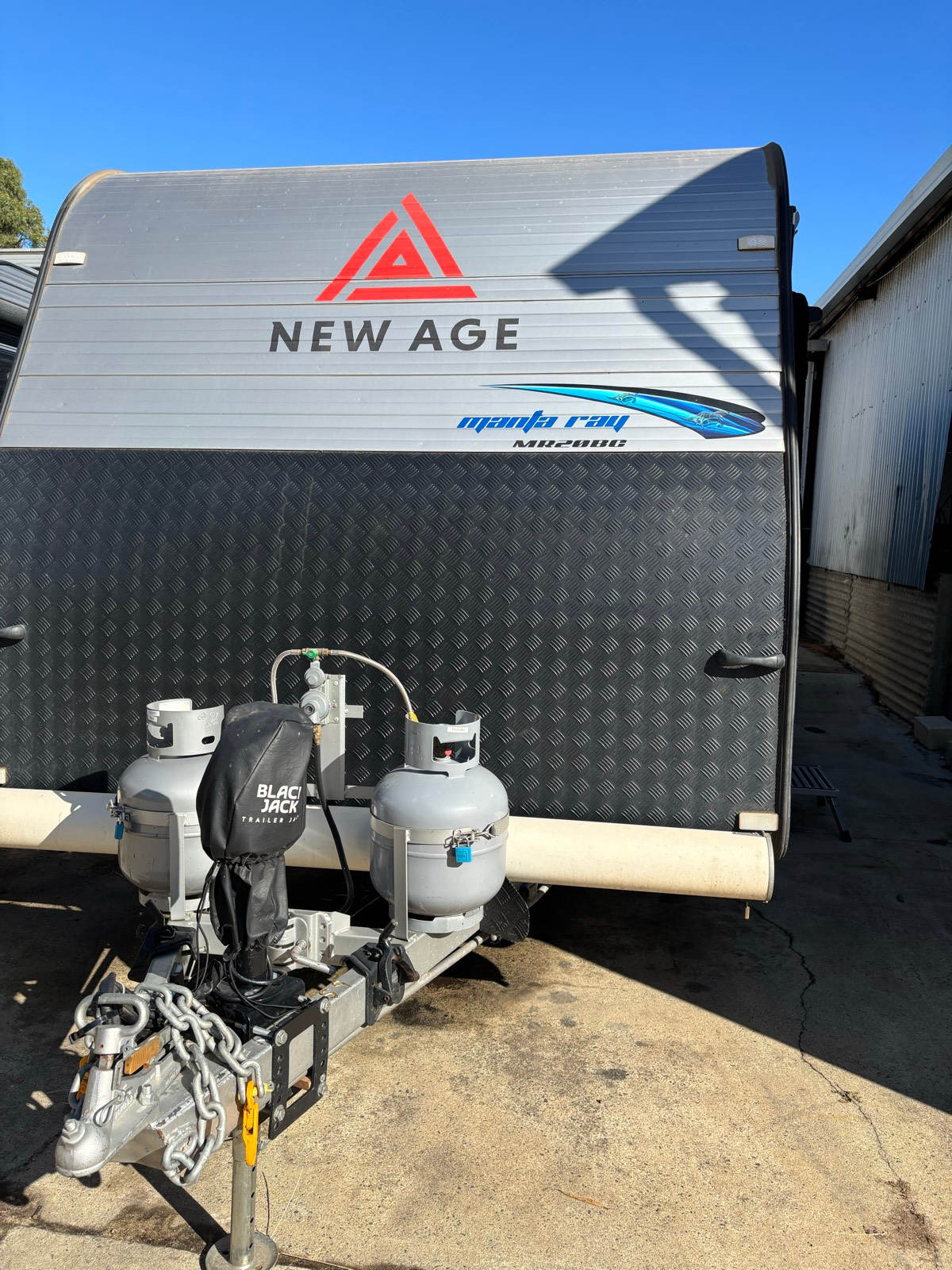 New Age Caravan 20ft family van | Caravans | Gumtree Australia Cockburn ...