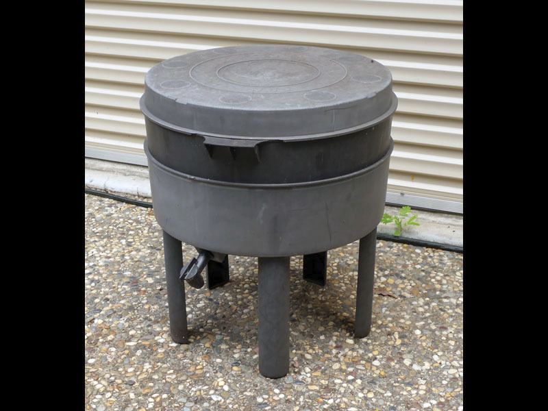 Worm Farm Can O Worms make worm tea juice organic garden fertiliser ...