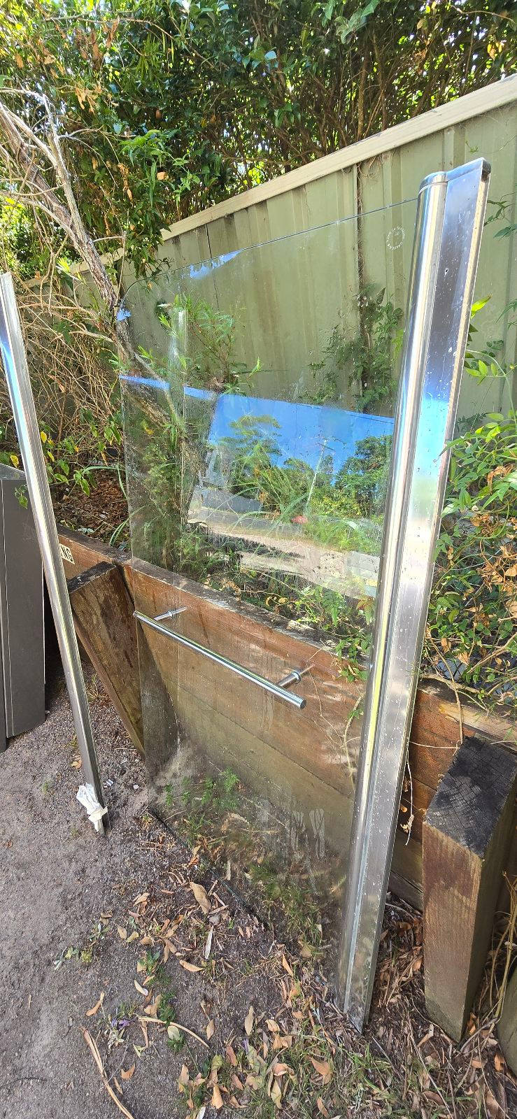Shower screen, pivoting over bath - Building Materials in Nelson Bay ...