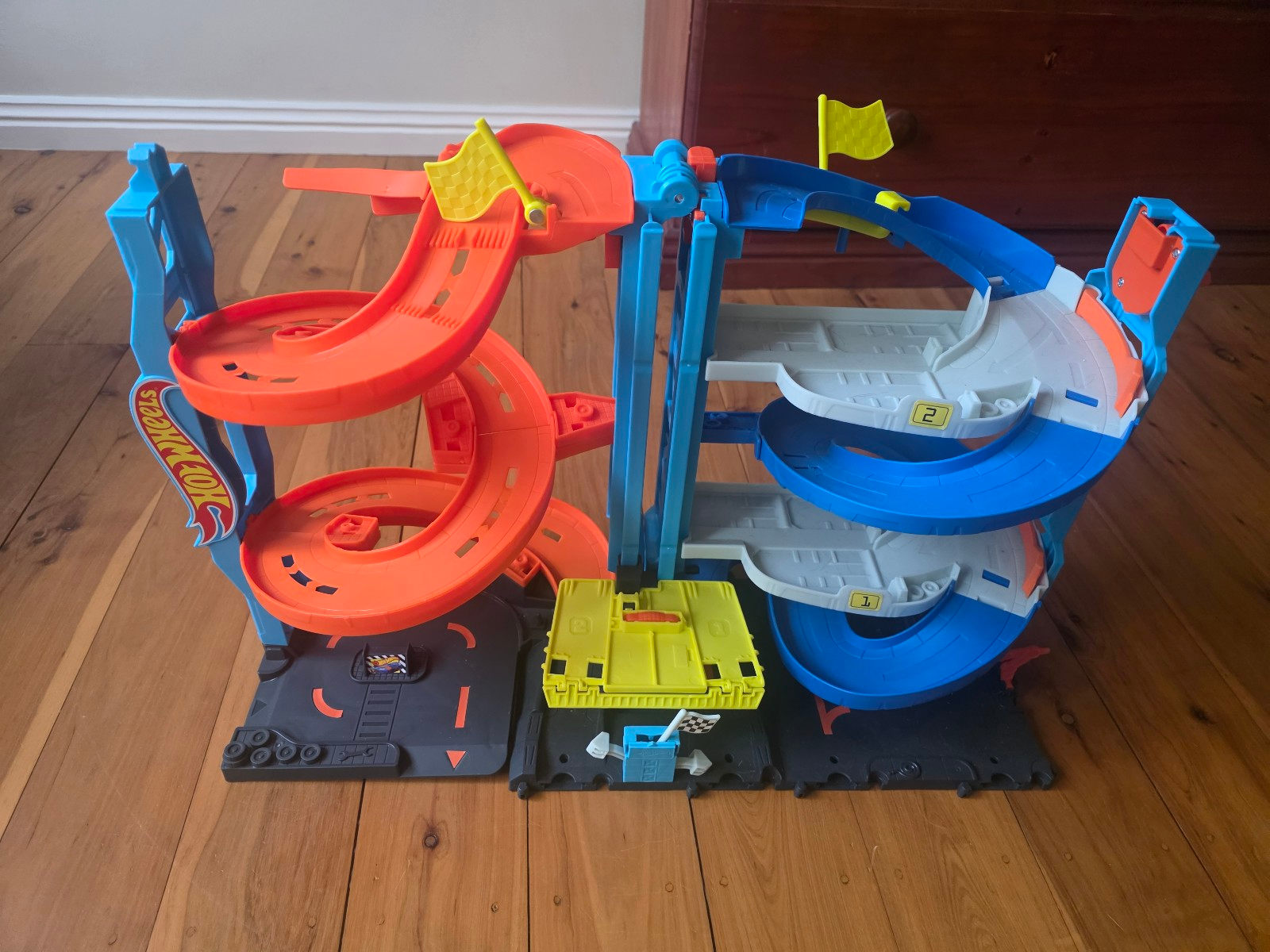 Hot Wheels Car Ramp/ Tower - Toys - Indoor in Green Point NSW | Gumtree ...