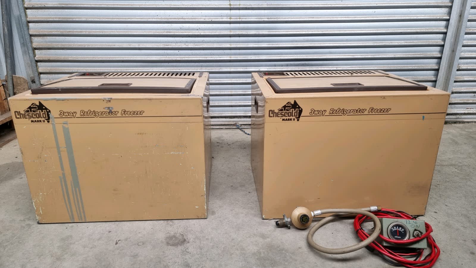 Chescold 3 way fridge freezer store