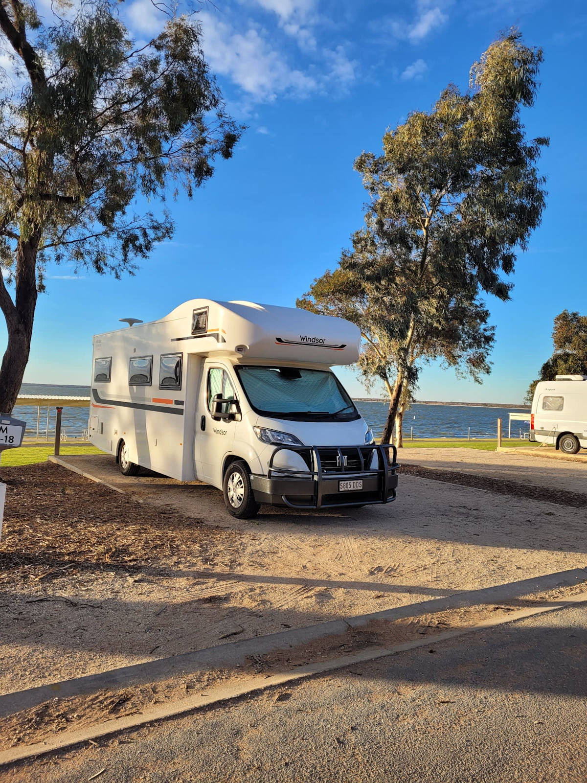 Windsor Flinders Motorhome | Campervans & Motorhomes | Gumtree ...