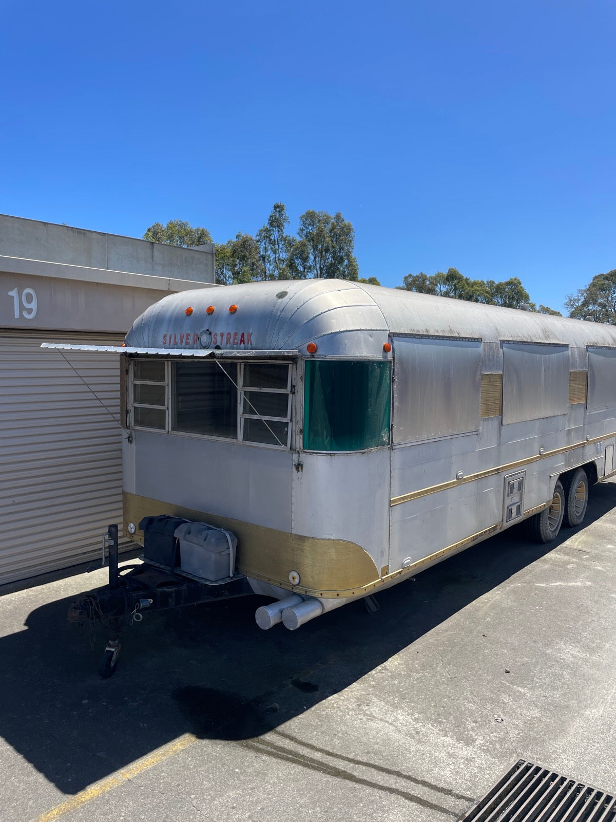 Vintage Silver Streak Continental Rocket Caravan food van | Caravans ...