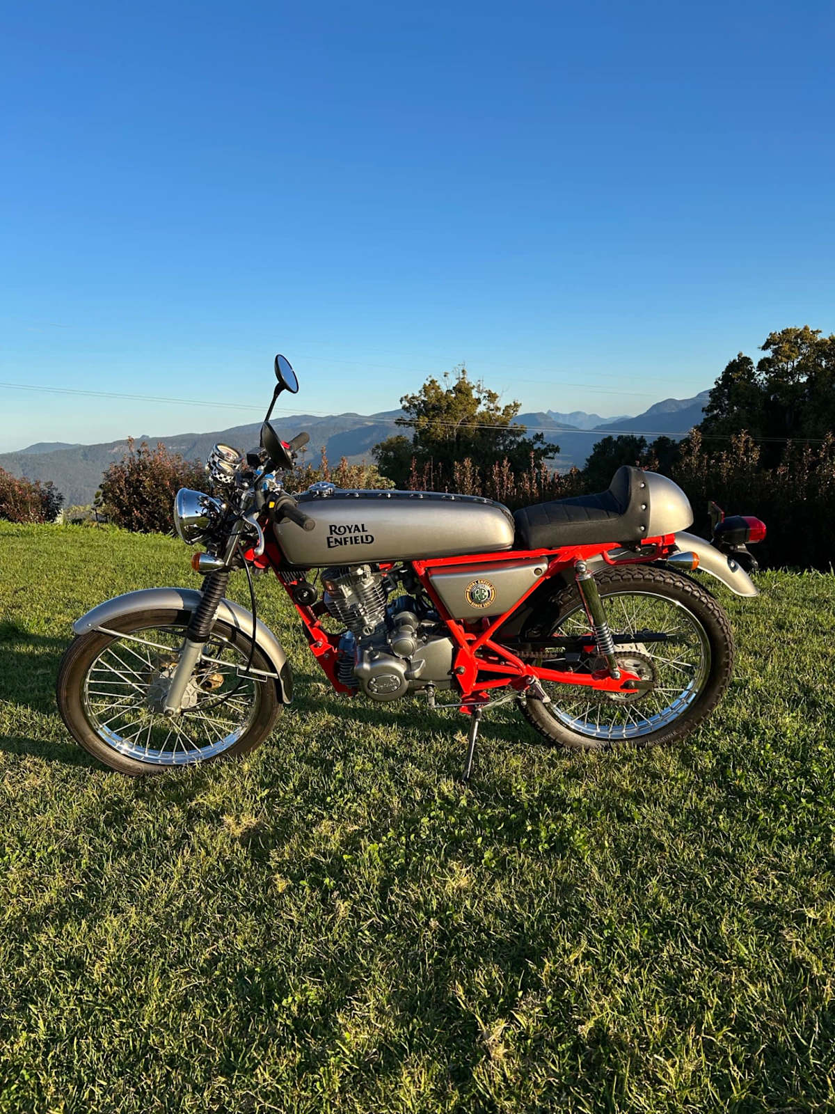 Sky Team Ace 125, Cafe Racer, Retro Racer, Vintage, Royal Enfield ...