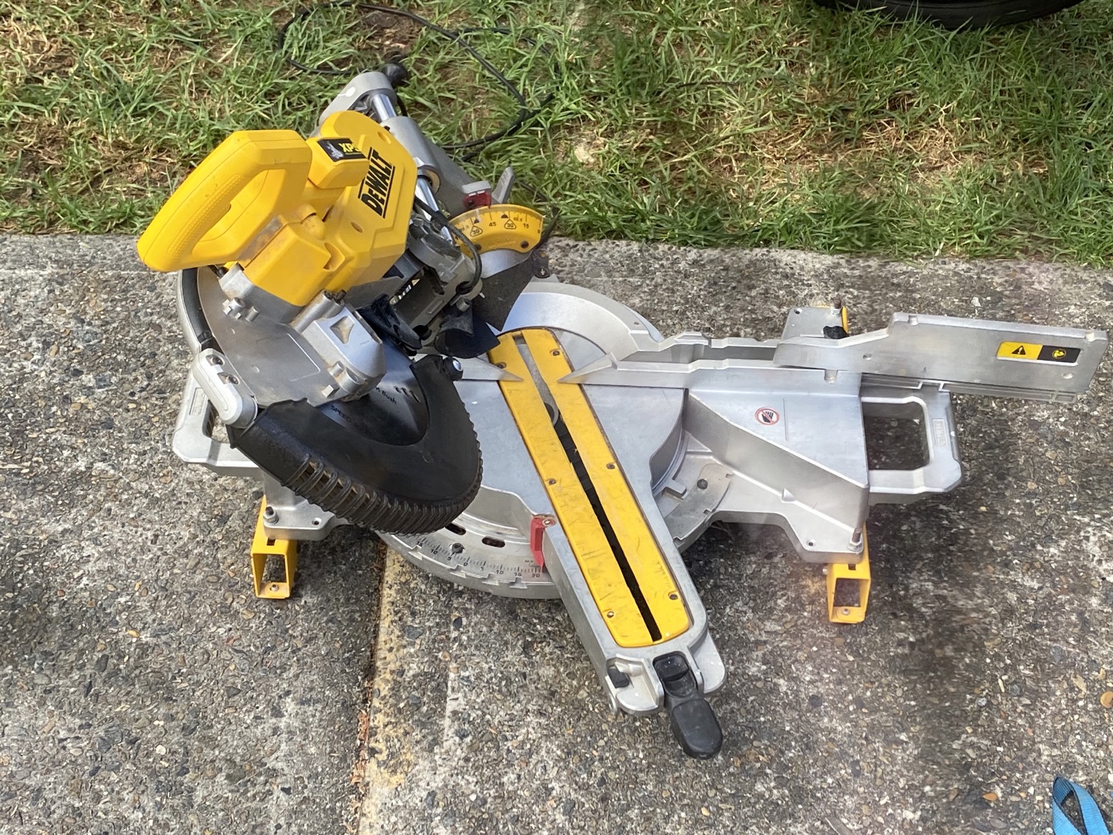 Dewalt drop saw - Power Tools in Beverly Hills NSW | Gumtree Australia