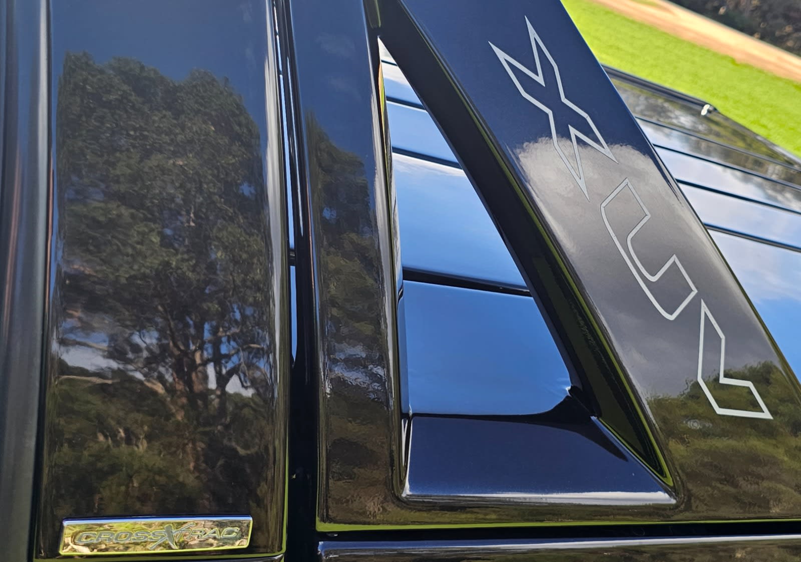 2004 HSV AVALANCHE XUV 4 SP AUTOMATIC CREW CAB UTILITY | Cars, Vans ...