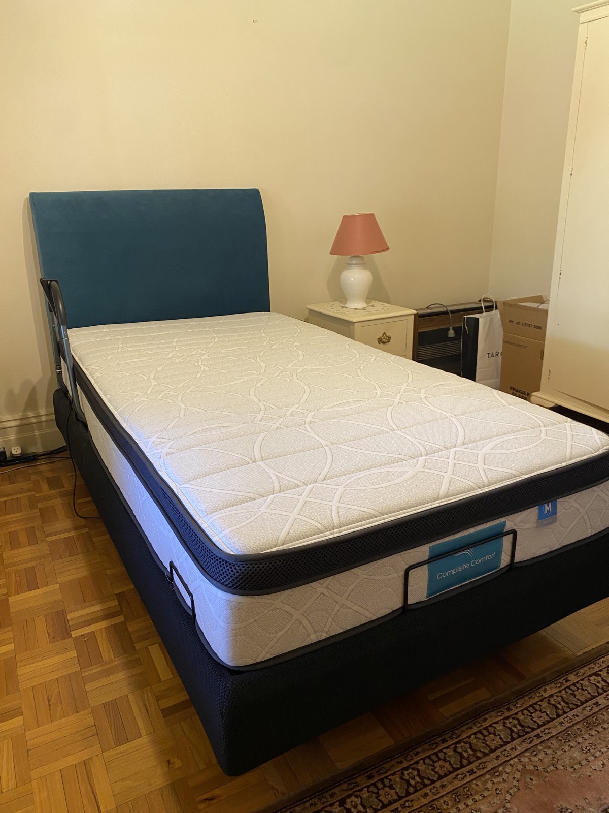 LoLo Adjustable Bed Base and Prestige King Single Mattress