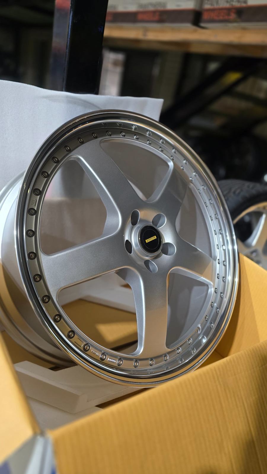 19-22 Staggered FR1 Simmons Rims . Wheels to Suit VB-VF Holden and HSV ...