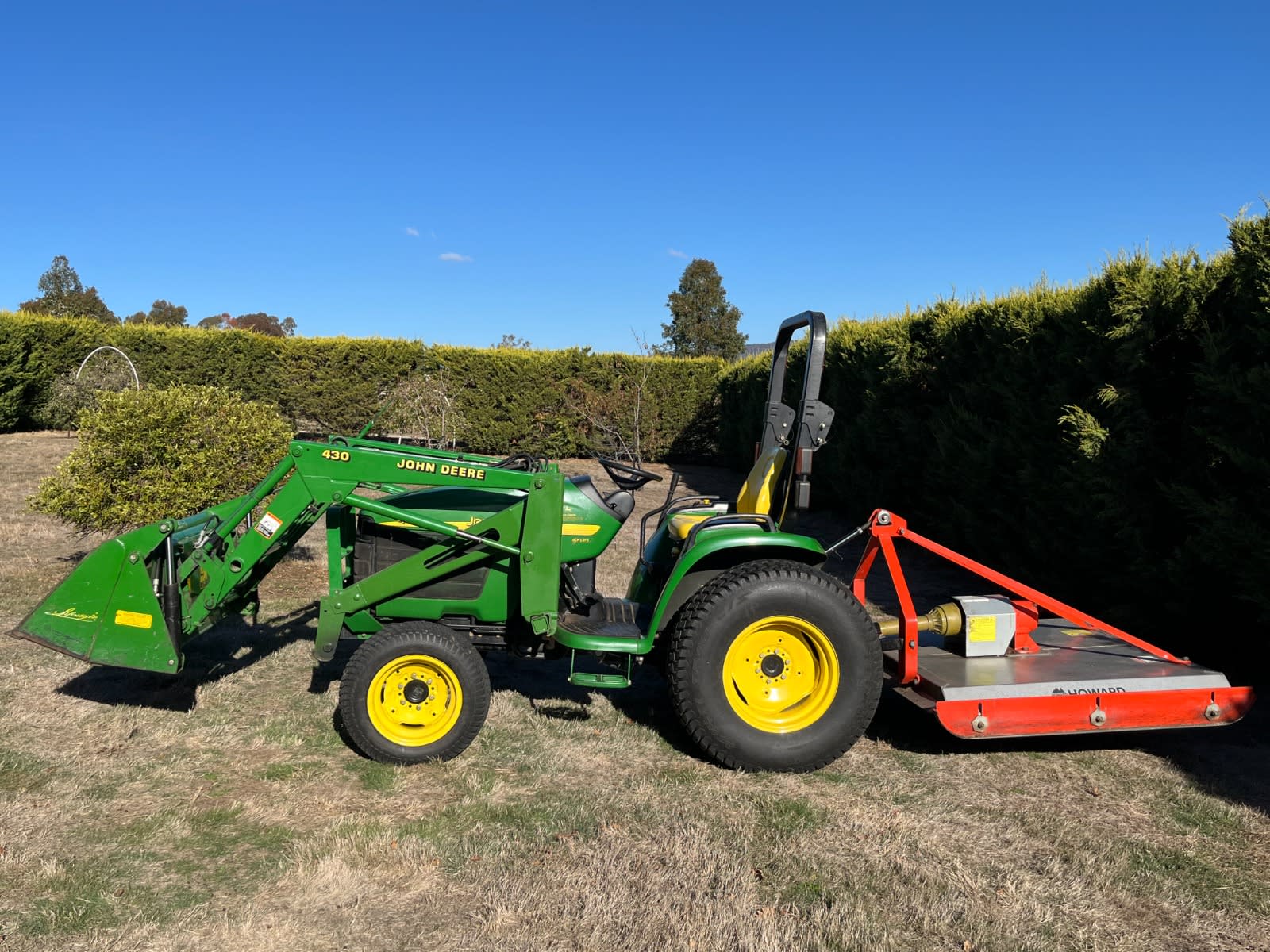 John Deere 4410 tractor with loader & slasher | Farming Equipment ...