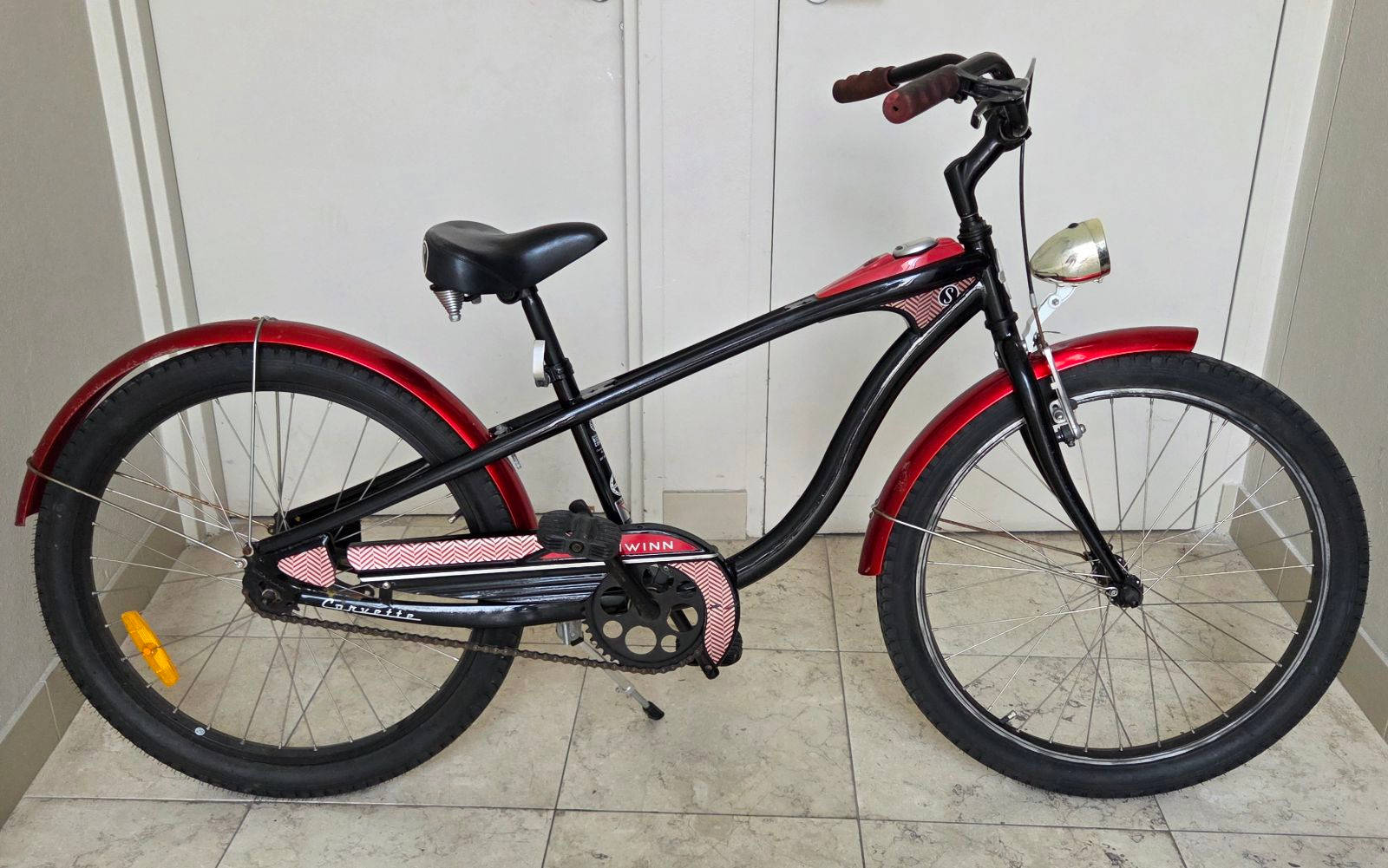 Schwinn Corvette 24-inch Red & Black Cruiser - Kid's Bicycles in Pyrmont NSW | Gumtree Australia