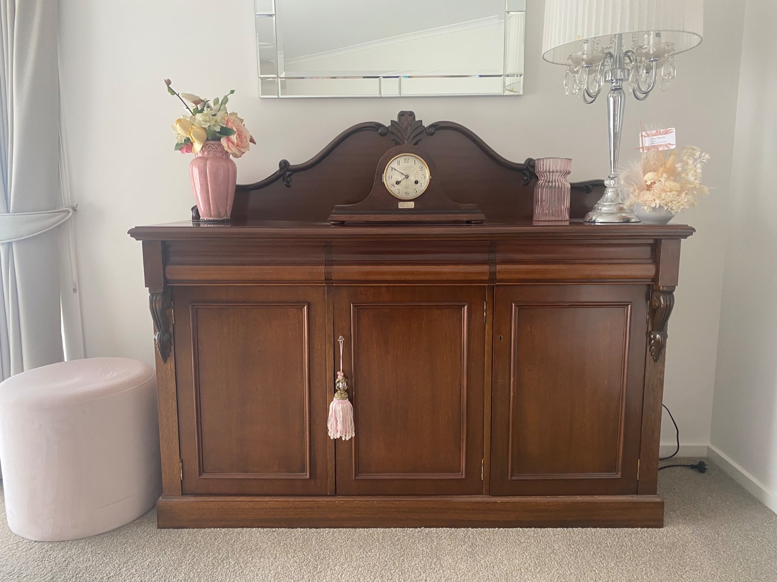 Replica antique sideboard - Buffets & Side Tables in Traralgon VIC ...