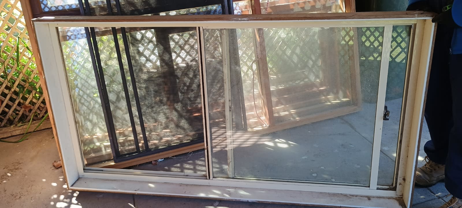 4 x cedar windows and 1 aluminium sliding window - Building Materials ...