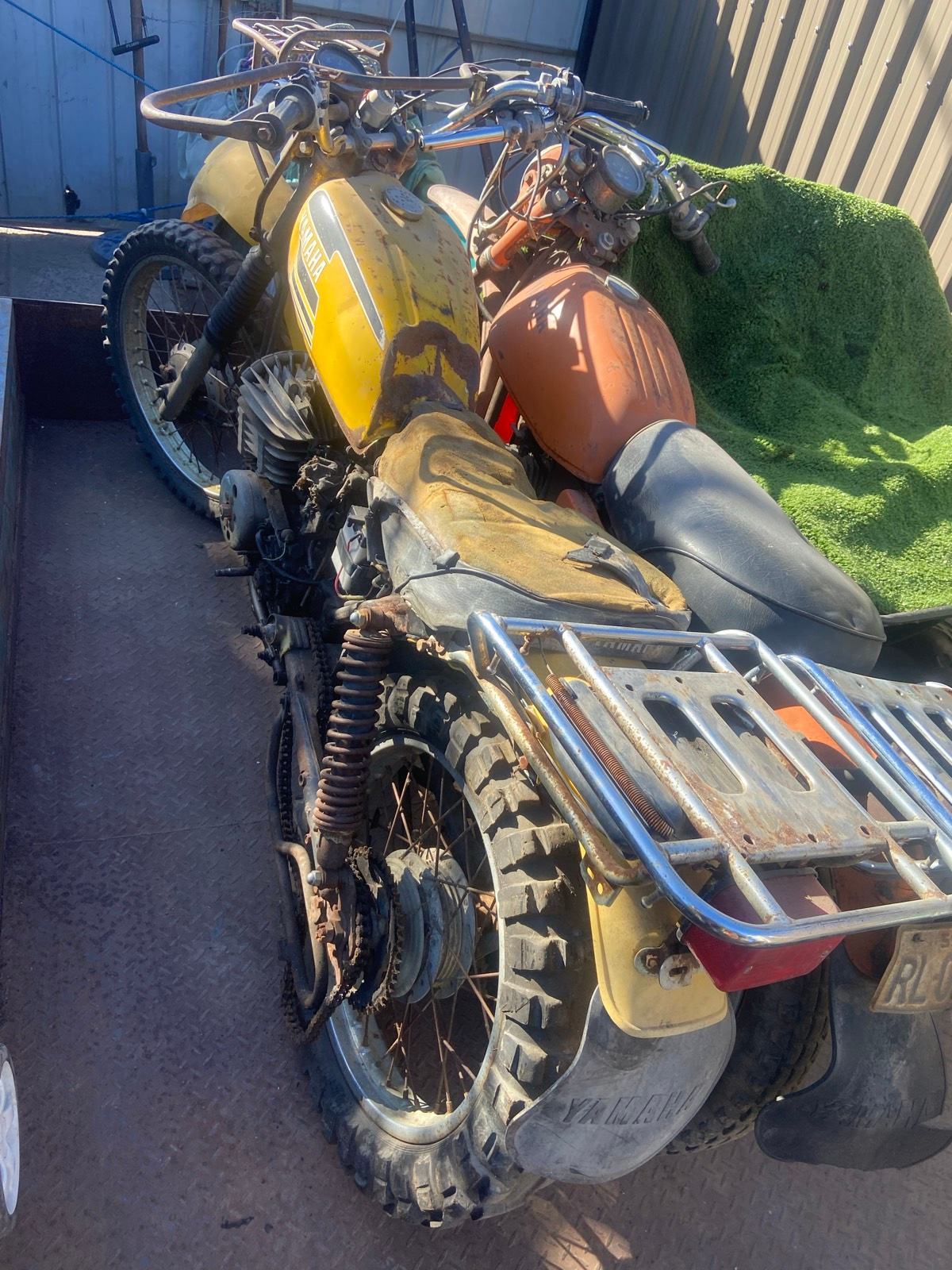 Vintage Yamaha Ag175 Motor Bikes x2 suit Collector Restorer ...