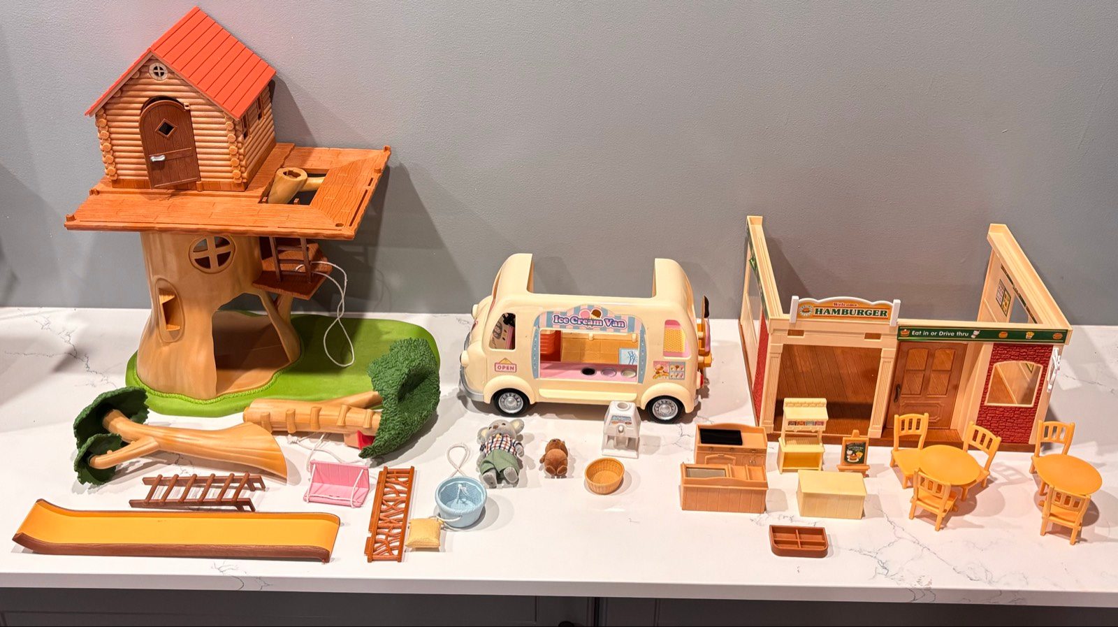 Sylvanian families large set (new vintage) - Toys - Indoor in Perth WA ...