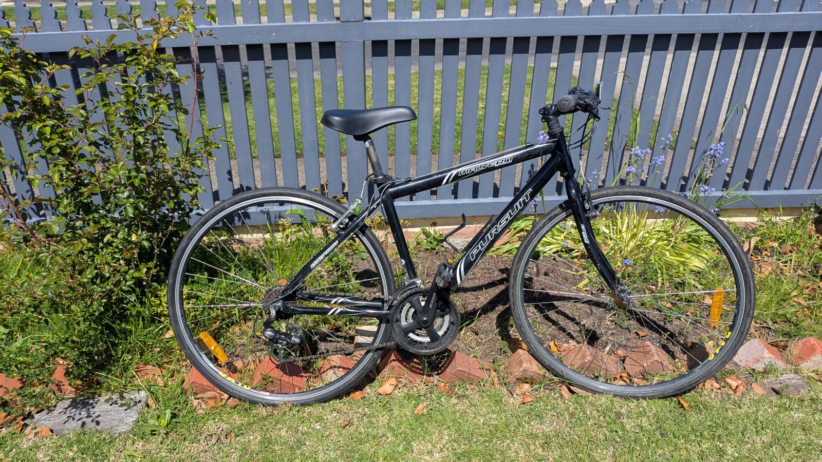 Malvern Star unisex black hybrid bike size S, 700c rims 21speed Simano - Women's Bicycles in ...