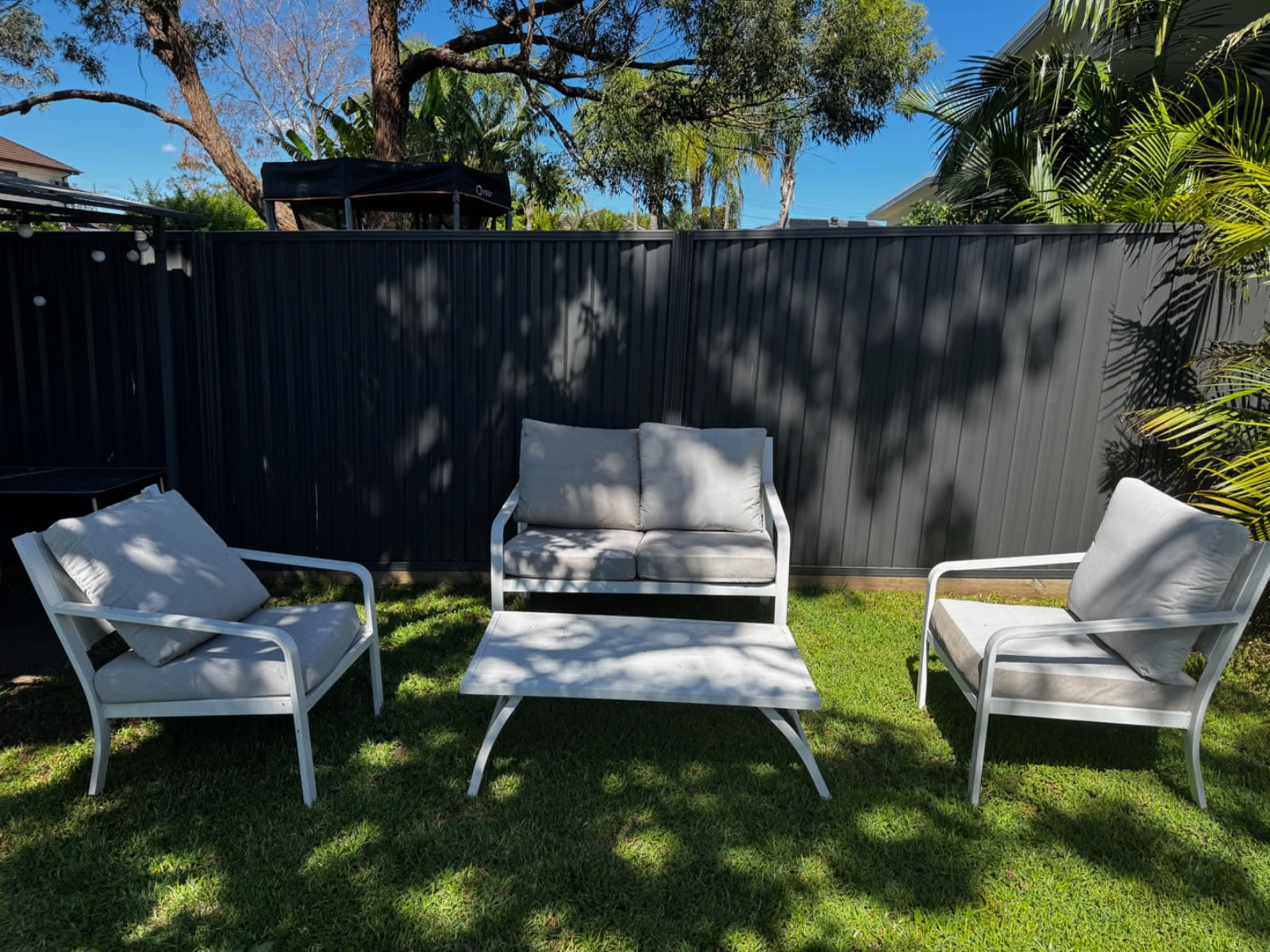 Outdoor lounge setting gumtree store