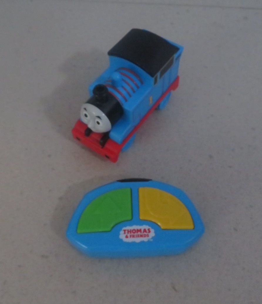 THOMAS THE TANK ENGINE-THOMAS REMOTE CONTROL Y3766 2012 18 MONTHS+ ...