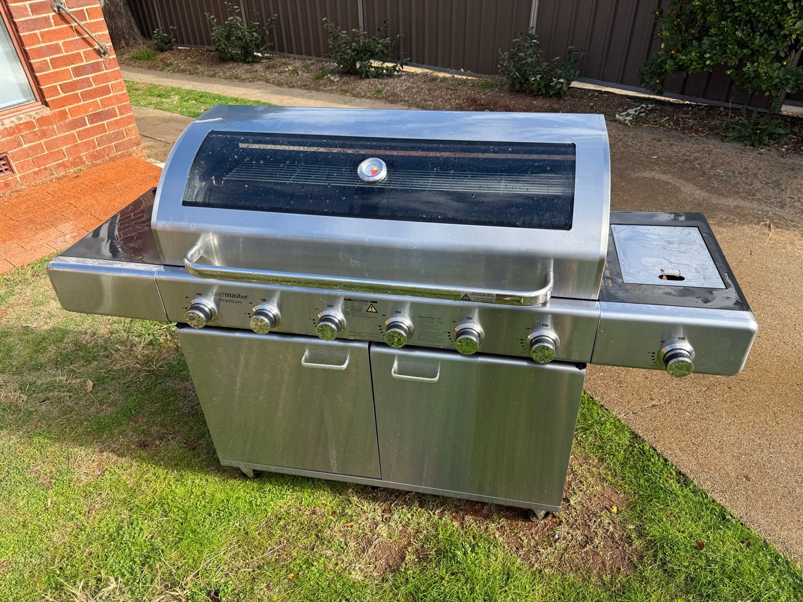 Beefmaster Premium 6 Burner + Side Burner - BBQ in East Tamworth NSW ...
