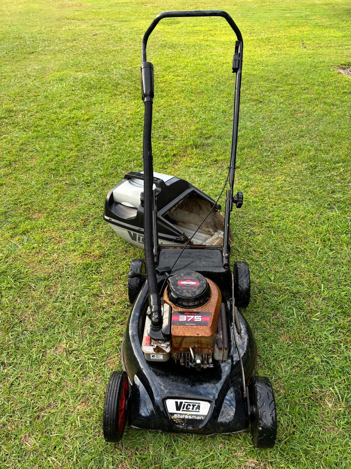 Victa Statesman lawn mower - Lawn Mowers in Maclean NSW | Gumtree Australia