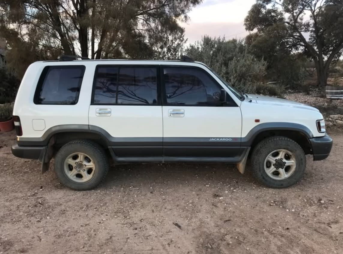 1999 HOLDEN JACKAROO SE LWB (4x4) 4 SP AUTOMATIC 4x4 4D WAGON | Cars ...