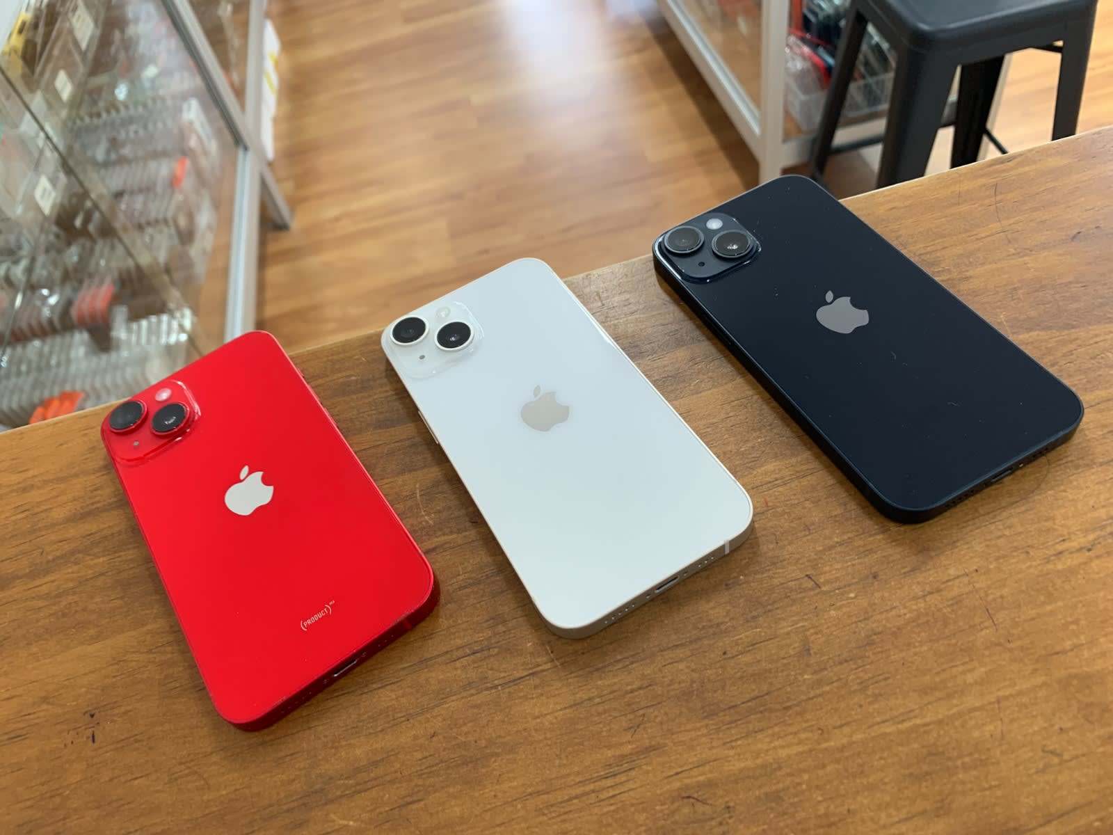 APPLE IPHONE 14 128GB BLACK/ WHITE / RED WITH SHOP WARRANTY & INVOICE ...