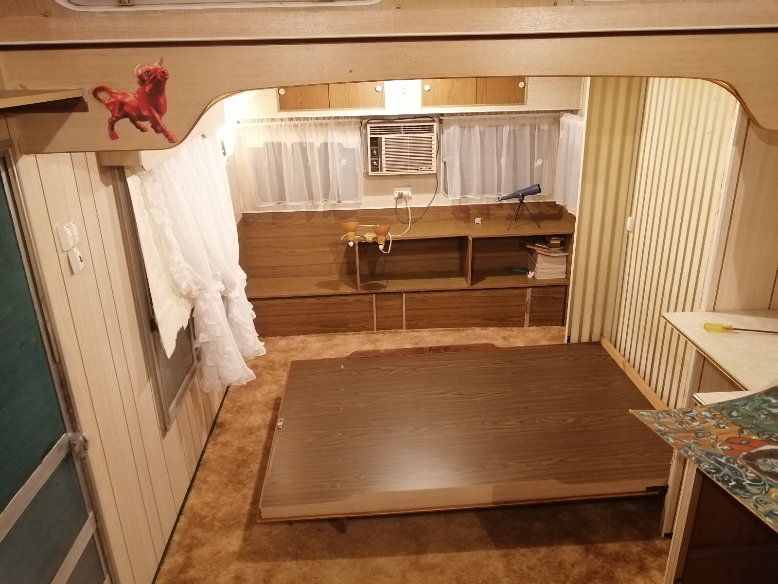 31ft Vintage Statesman Hi-Lite Caravan w/ Shower, Bunks - ONE OWNER ...