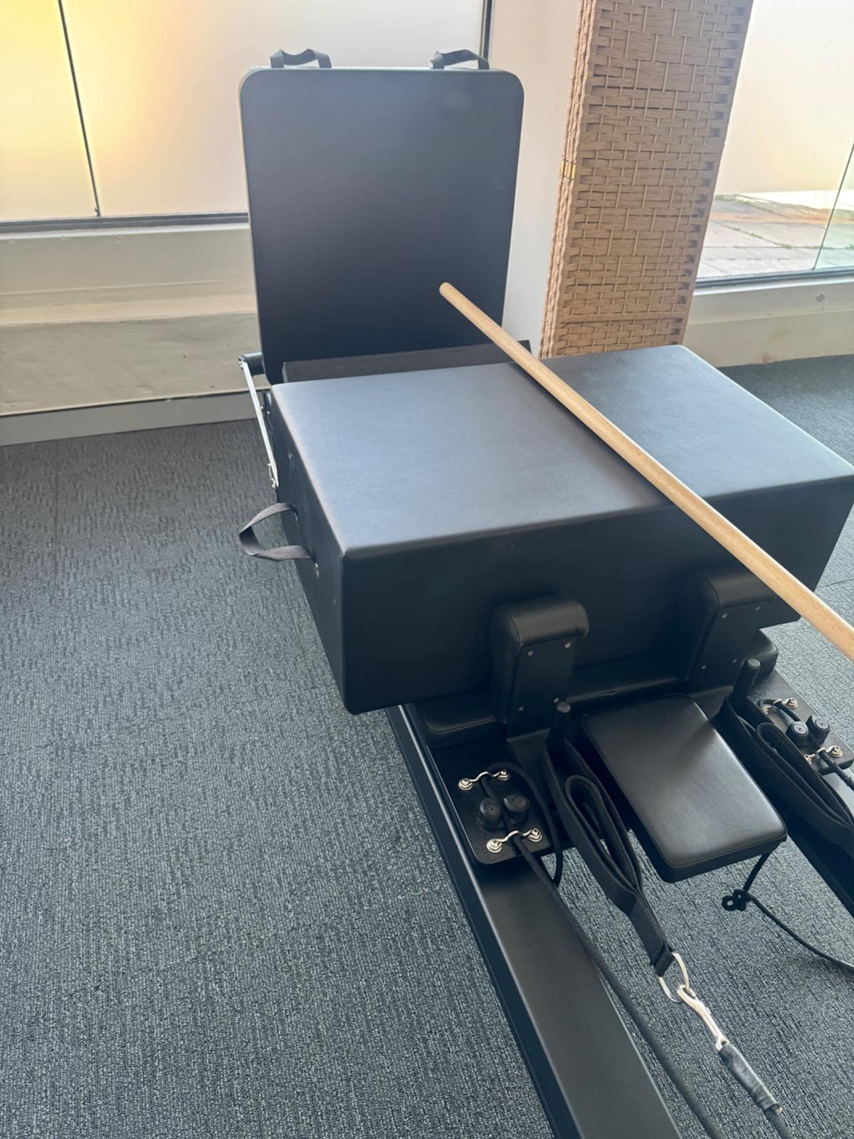 Pilates Reformer Machine with box, jumpboard, pole and straps - Gym ...