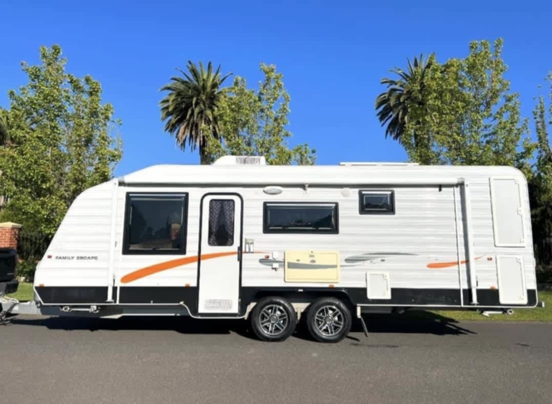 2015 Nova family escape Caravan | Caravans | Gumtree Australia Murray ...