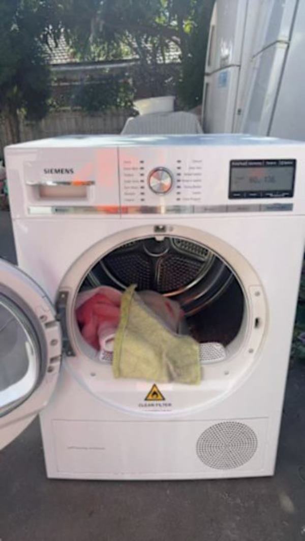 Premium Siemens Heat Pump Dryer Self-Cleaning Condenser Energy Ef ...