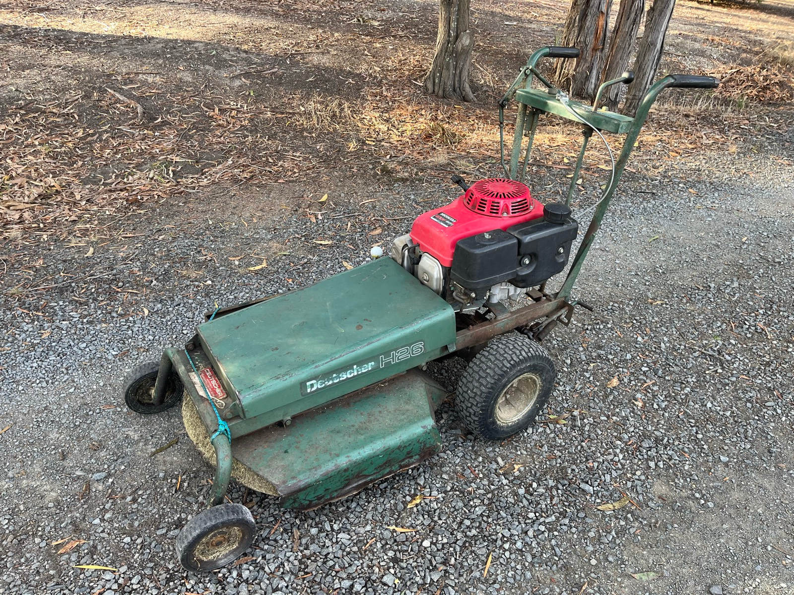 Slasher Mower Deutscher H26 10Hp 26 inch cut - Lawn Mowers in Smythes ...