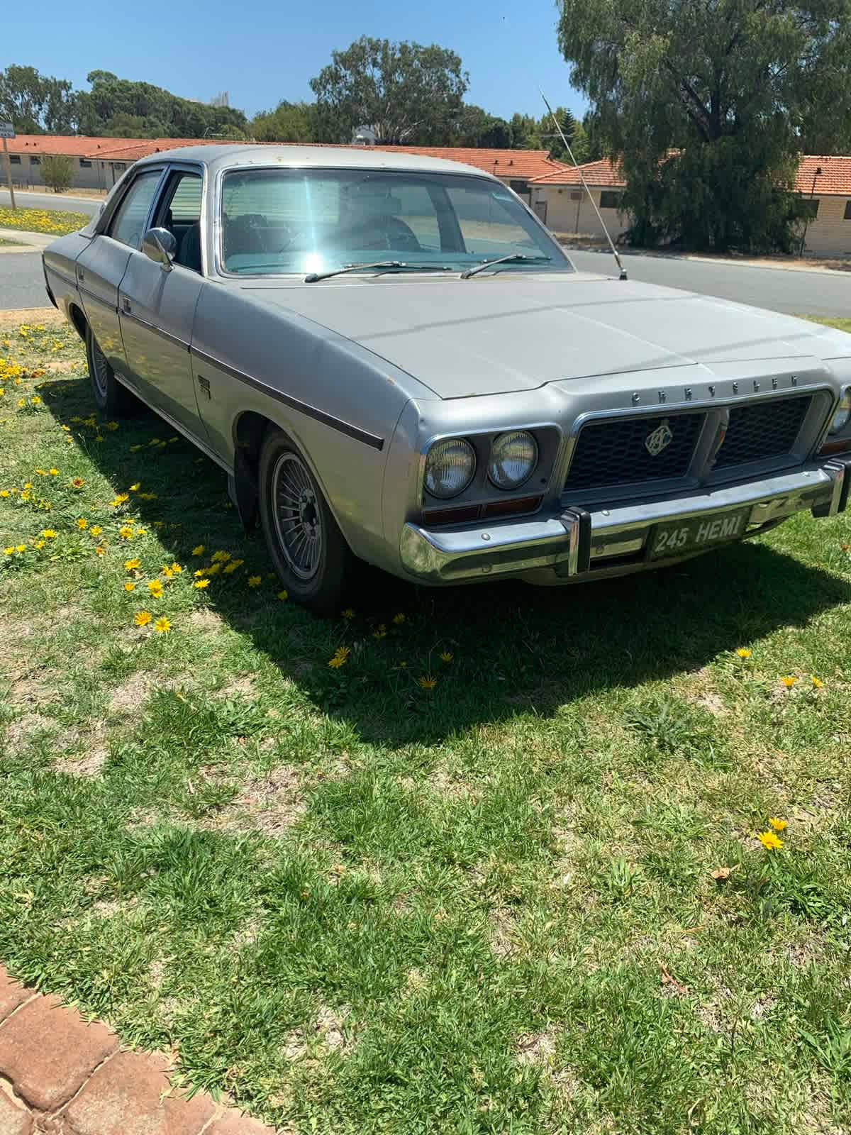 1981 CHRYSLER VALIANT CM 3 SP AUTOMATIC 4D SEDAN, 5 seats | Cars, Vans ...