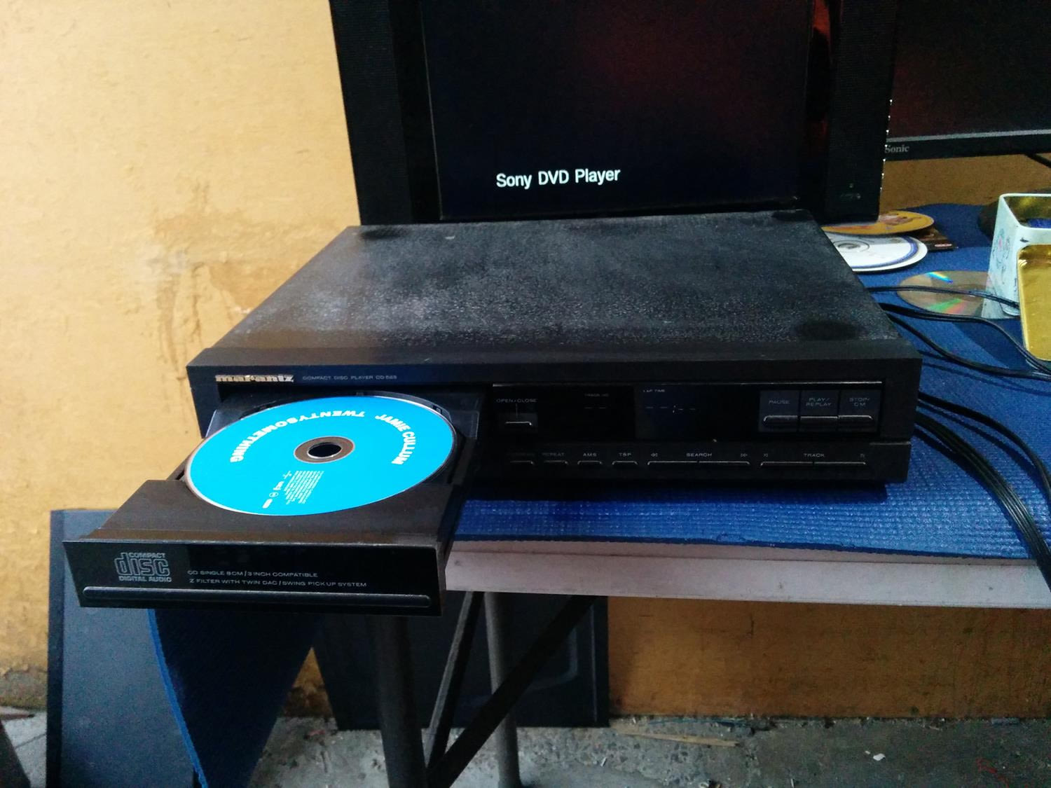 Marantz CD583 CD player Philips TDA1541A DAC Made in Belgium