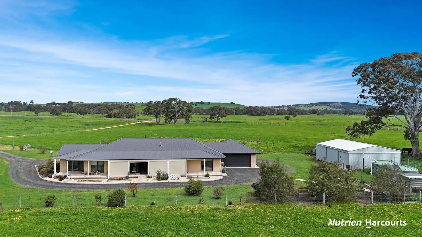 25 Mackwood Lane, Casterton, Victoria 3311 - for Sale | Gumtree Australia
