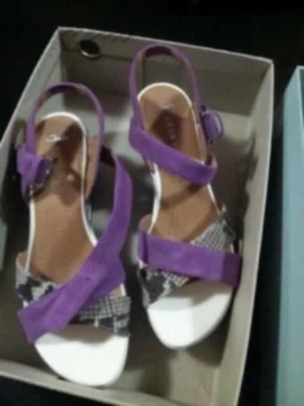 Clarks Porcelain Lily Wedge Heel NWB - snake skin detail price is fir ...