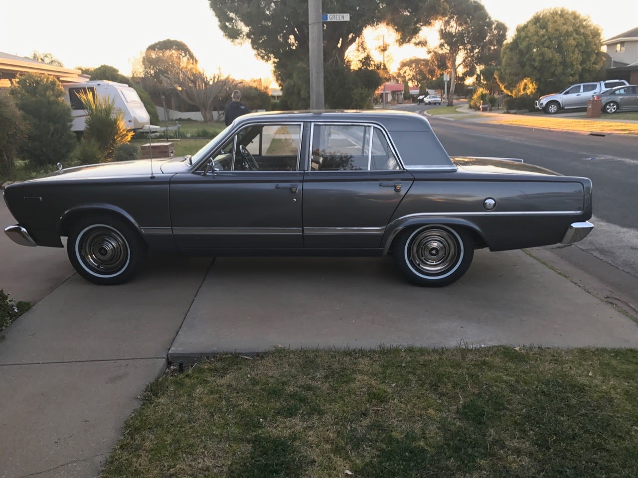 VC VALIANT REGAL SEDAN 1966