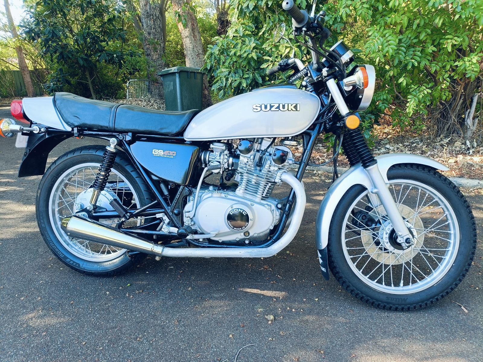 Rare vintage Suzuki GS400 1977.