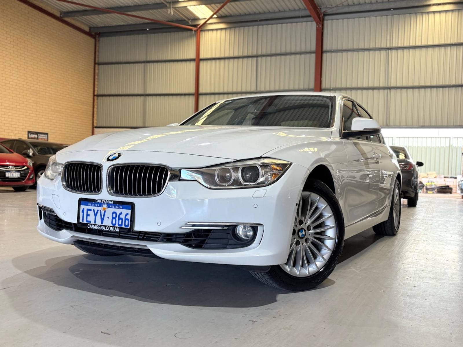 2015 BMW 3 16i LUXURY LINE F30 MY15