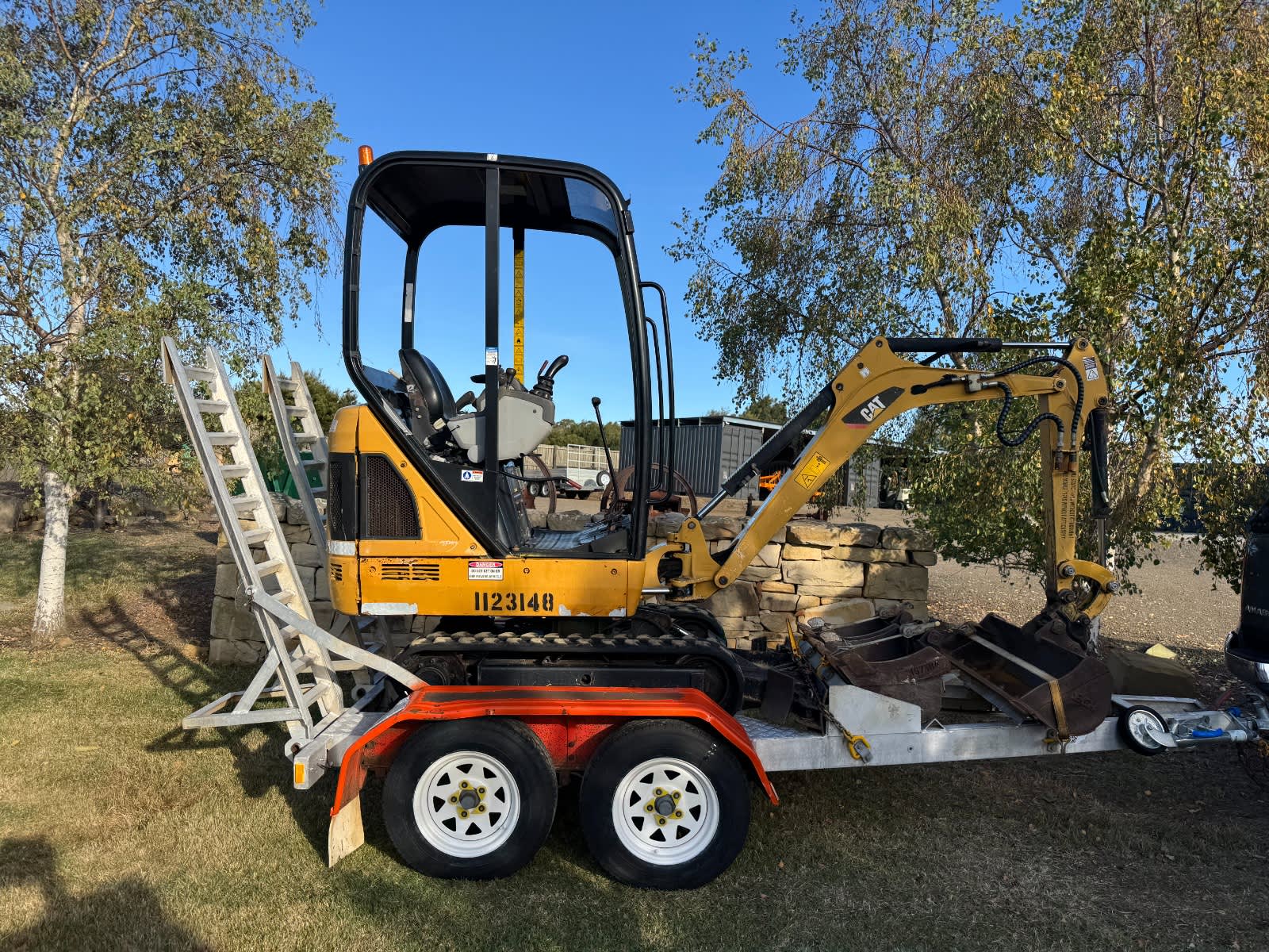 Excavator Cat 301.4C and Auswide Aluminum Plant trailer Package ...