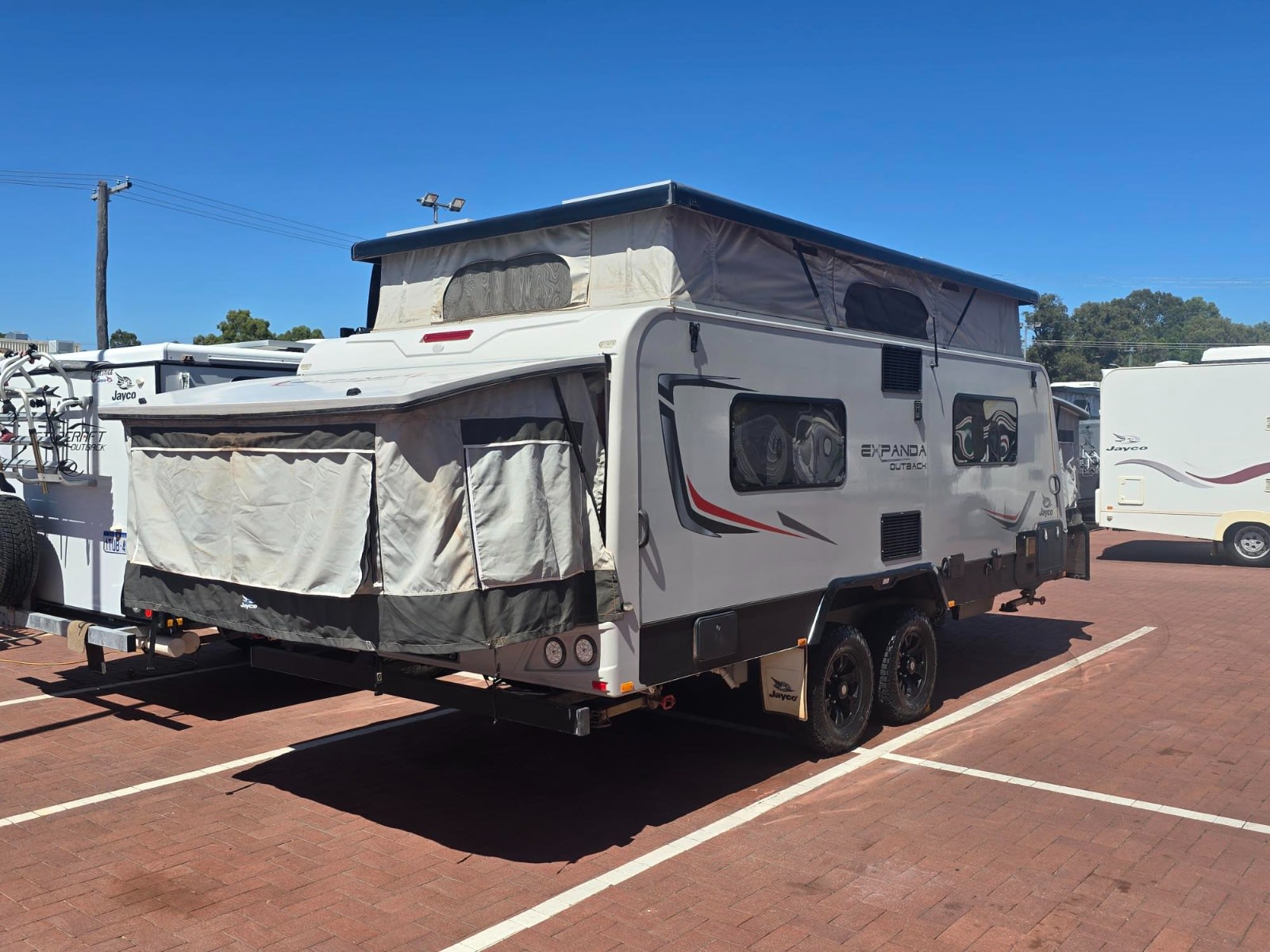 2020 JAYCO Expanda Outback 17.56-1 Family Pop Top Caravan | Caravans ...
