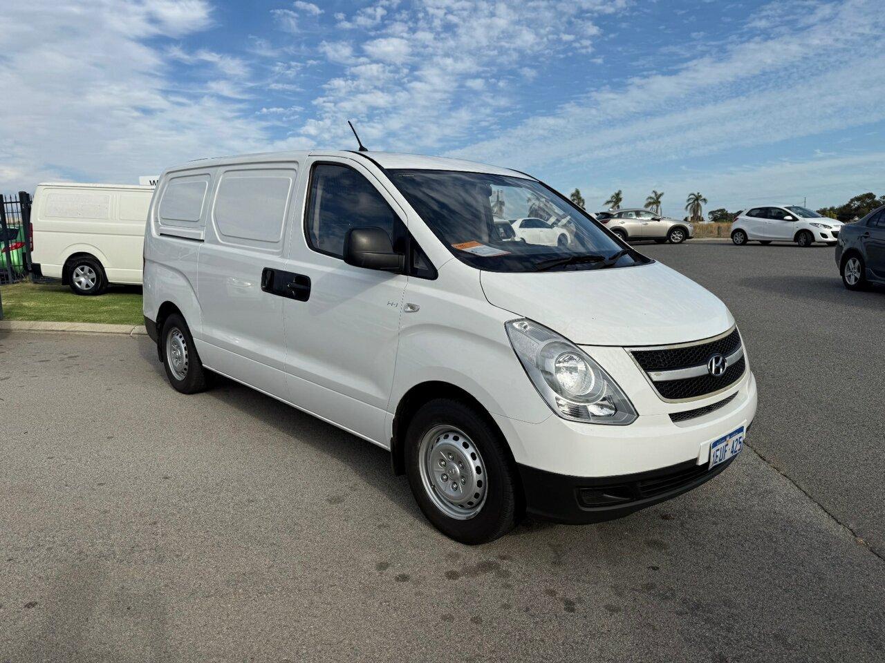 2015 Hyundai iLOAD TQ MY15 White 5 Speed Manual Van | Cars, Vans & Utes ...