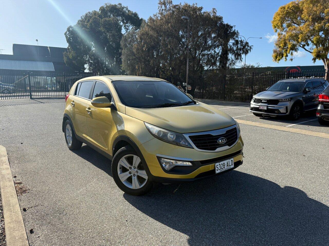 2010 Kia Sportage SL SI Yellow 5 Speed Manual Wagon