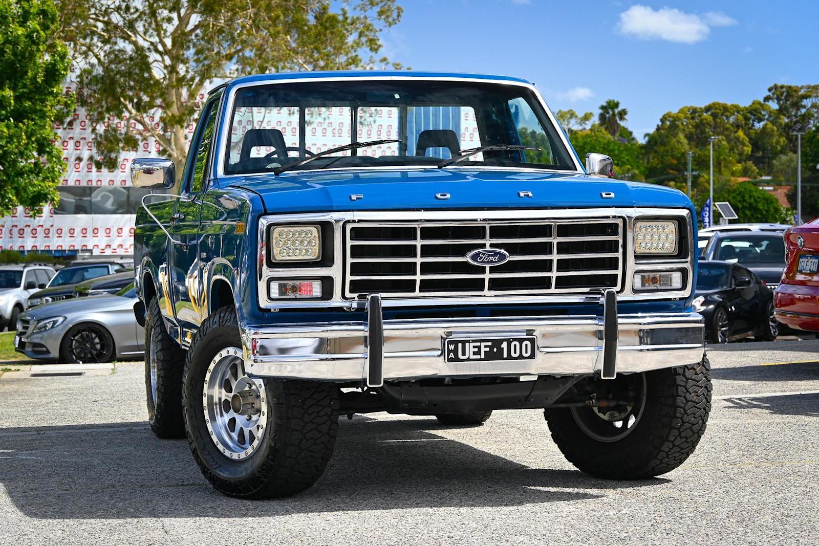 1981 Ford F100 Ranger Auto 4x2