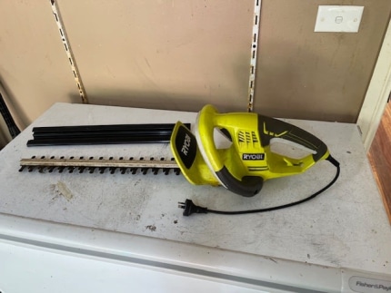 Second hand hedge trimmer store