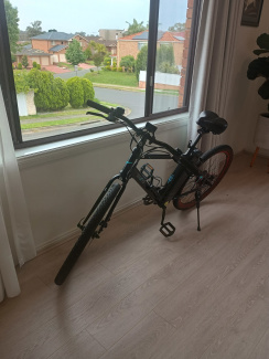 https://gumtreeau-res.cloudinary.com/image/private/t_$_s-l400/gumtree ...
